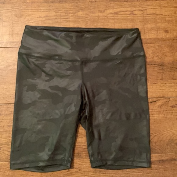 rae mode | Shorts | Rae Mode Army Green Camouflage Athletic Biker ...